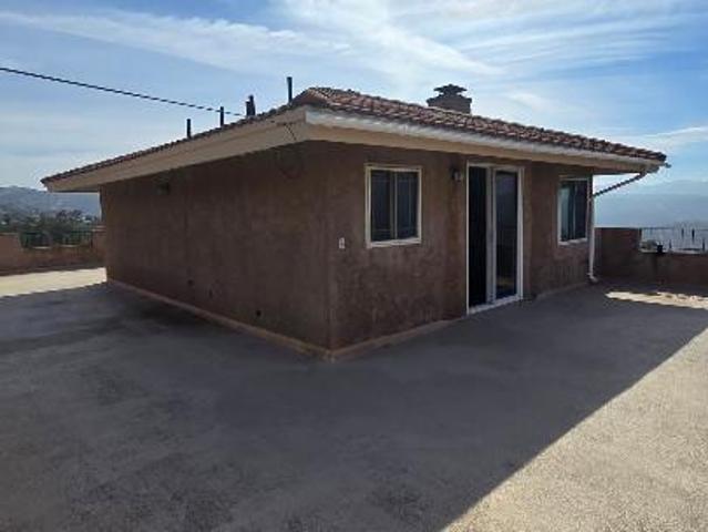 Studio, 1 bath, Single Family 198 Highline Trl