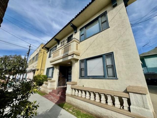 Studio, 1 bath, Single Family 210 Falcon Ave