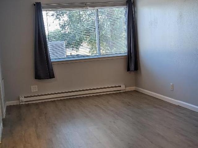 Studio, 1 bath, Single Family 2306 Garfield Ave Se