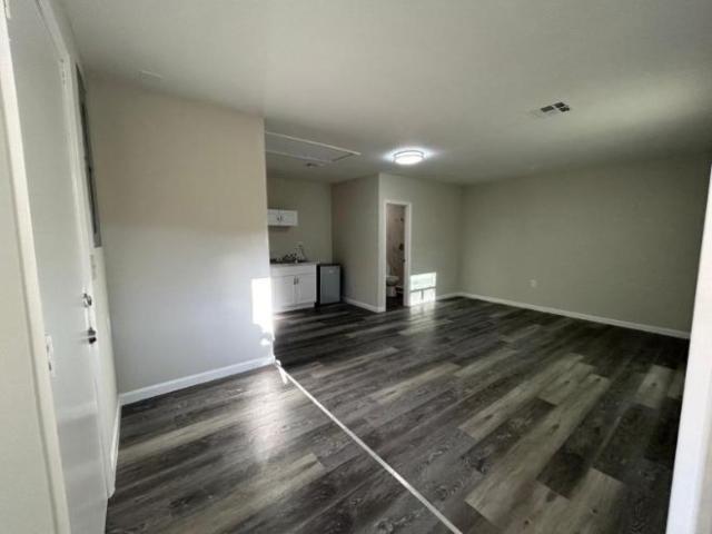 Studio, 1 bath, Single Family 2653 Ocilla Ct