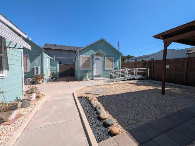 Studio, 1 bath, Single Family 3025 Myers St