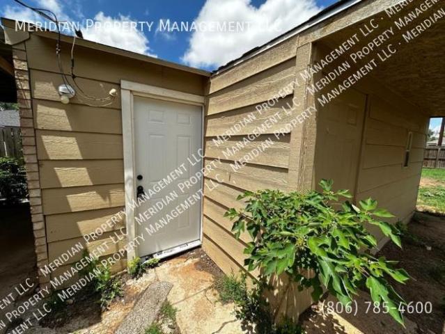 Studio, 1 bath, Single Family 3218 Baylor St
