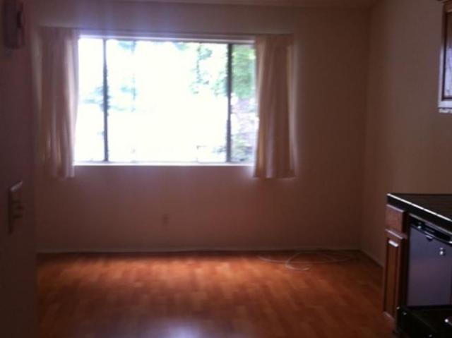 Studio, 1 bath, Single Family 4244 E 5th St