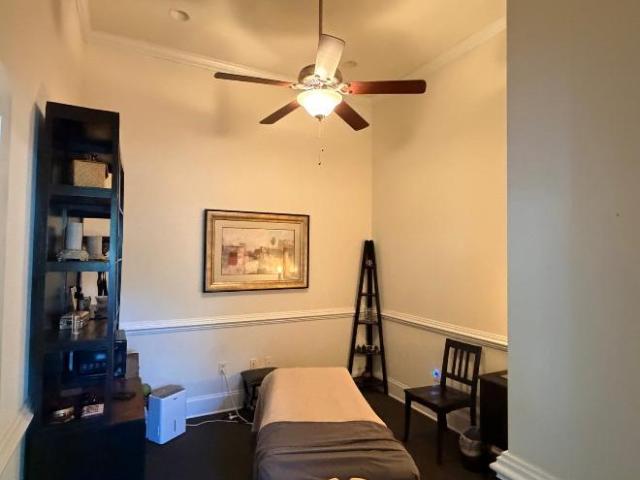 Studio, 1 bath, Single Family 4378 Oleander Dr Unit 3