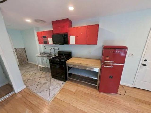 Studio, 1 bath, Single Family 510 E 14th Street