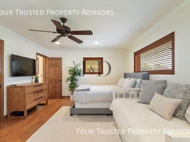 Studio, 1 bath, Single Family 5425 Beaumont Ave