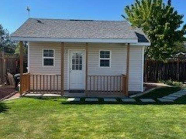 Studio, 1 bath, Single Family 610 N 12th Ave