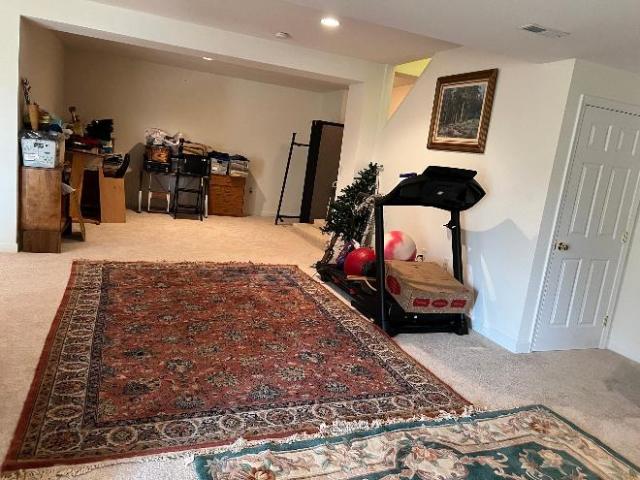Studio, 1 bath, Single Family 6773 Dickerson Rd