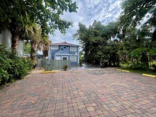 Studio, 1 bath, Single Family 919 2nd Street
