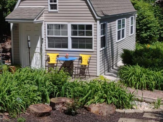 Studio, 1 bath, Single Family 9 East Keller Hill Road
