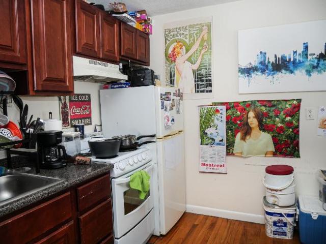 Studio, 1 bath, Townhouse/Brownstone/RowHouse 1027 Commonwealth Avenue