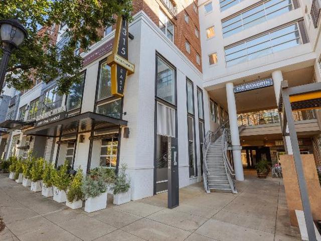 Studio, 1 bath, Townhouse/Brownstone/RowHouse 1315 East Blvd