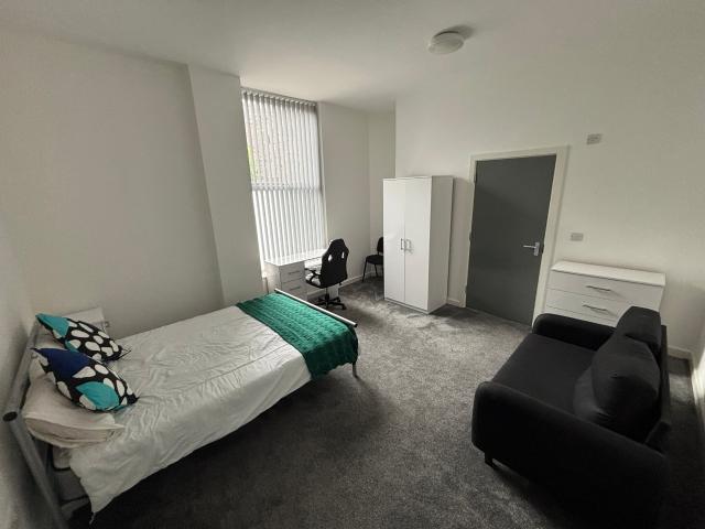 STUDIO 1, LANCASTER HOUSE, 24 28 NORTH ROAD, ST HELENS. WA10 2TL