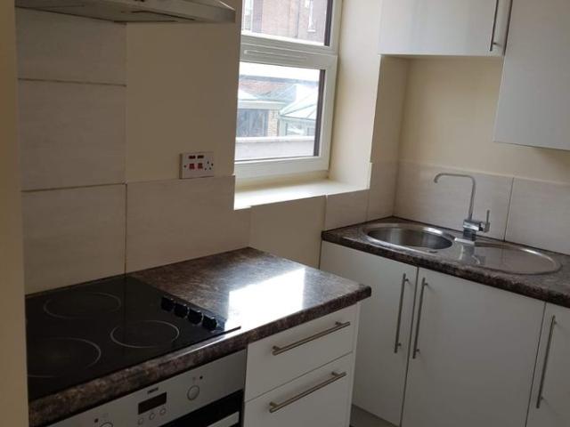 Studio 1A, Radcliffe Road, West Bridgford NG2, 1 bed flat to rent, £650 pcm | PrimeLocation
