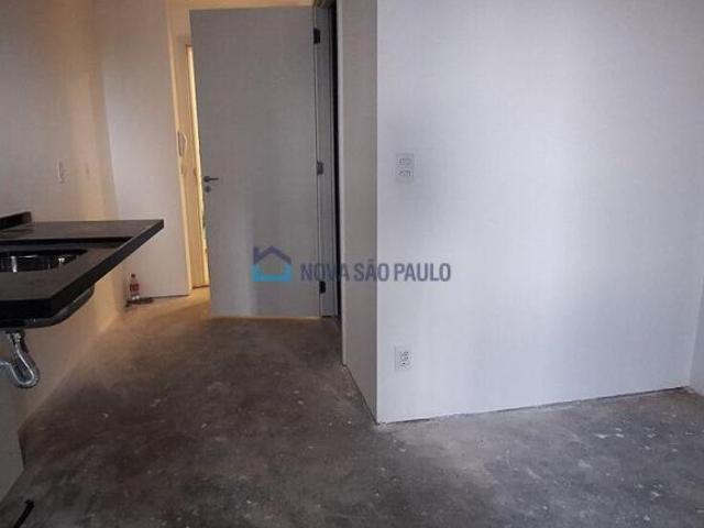 Studio 24m² com varanda integrável próximo ao metrô Saúde