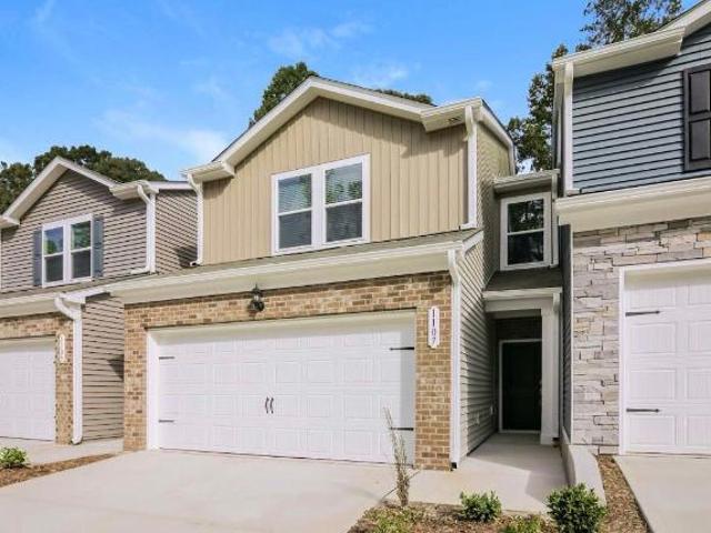Studio, 2 bath, Single Family 1108 Greenville Way