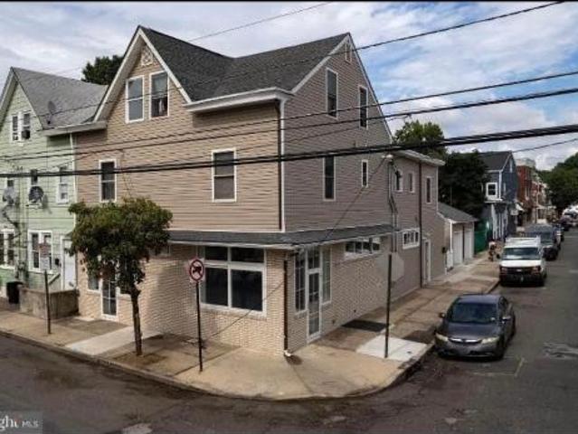 Studio, 2 bath, Single Family 80 82 Jersey Street