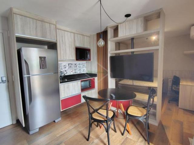 Studio 32m² Vila Olímpia – Pronto para Morar, Ar Condicionado, Venda