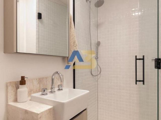 Studio 33 m² por R$ 680.000 Centro Cívico Curitiba/PR