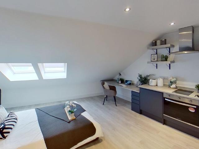 Studio 39, Dojo House, 217 Ilkeston Road, Lenton, Nottingham NG7, Room to rent, £845 pcm | PrimeLocation