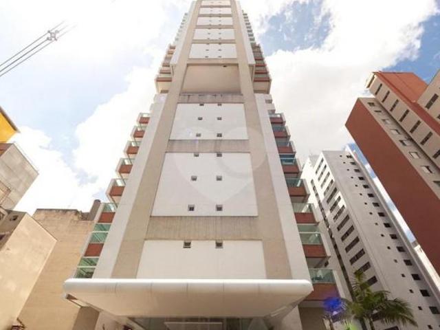 STUDIO 41,92m² • SACADA COM CHURRASQUEIRA • 1 VAGA • LIFE SPACE CURITIBA –CENTRO