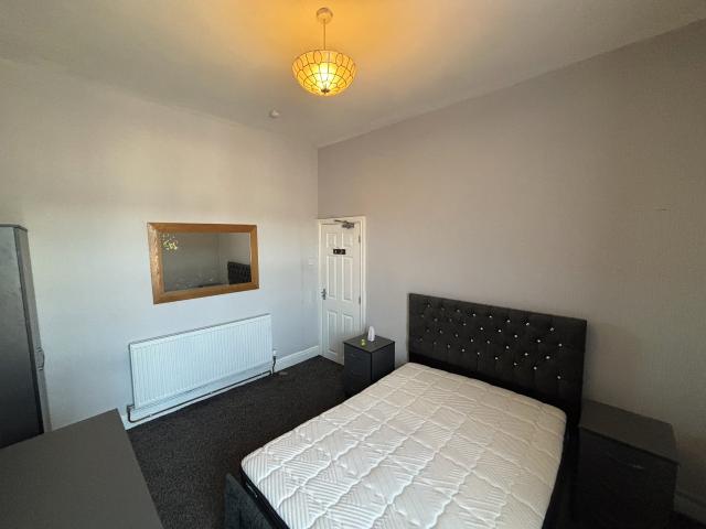 STUDIO 4, 161 NORTH ROAD, ST HELENS. WA10 2UA