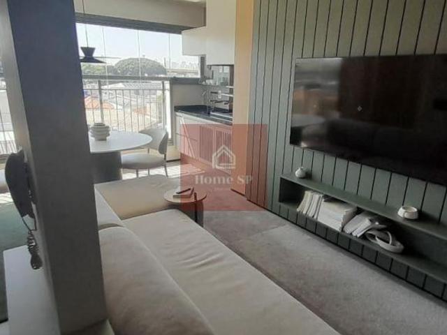 Studio 60 m2, 2 droms 1ste, 1 vaga, com churrasqueira no terraço
