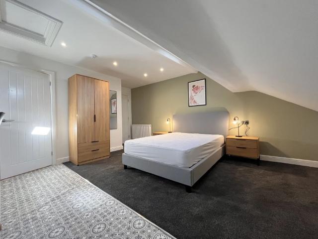 Studio 6 Ward Street