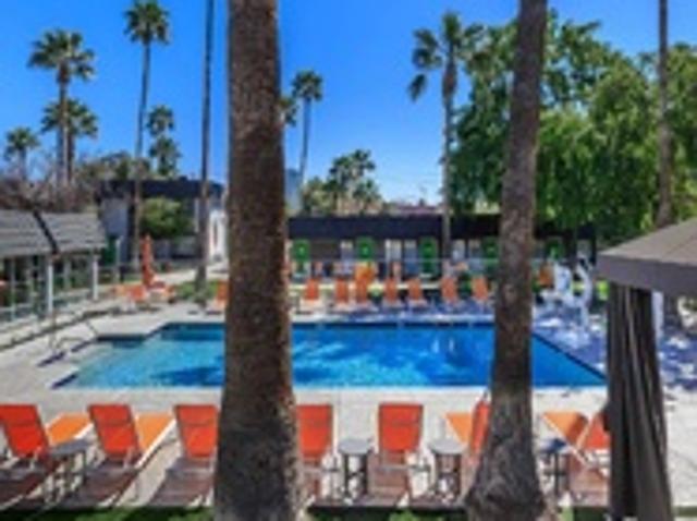 Studio 710 Apartments