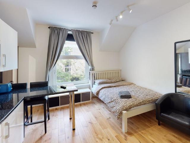 Studio 8, 54 Glasshouse Street, City Centre, Nottingham, 3Lw, United Kingdom City Centre NG1, Room to rent, £910 pcm | PrimeLocation