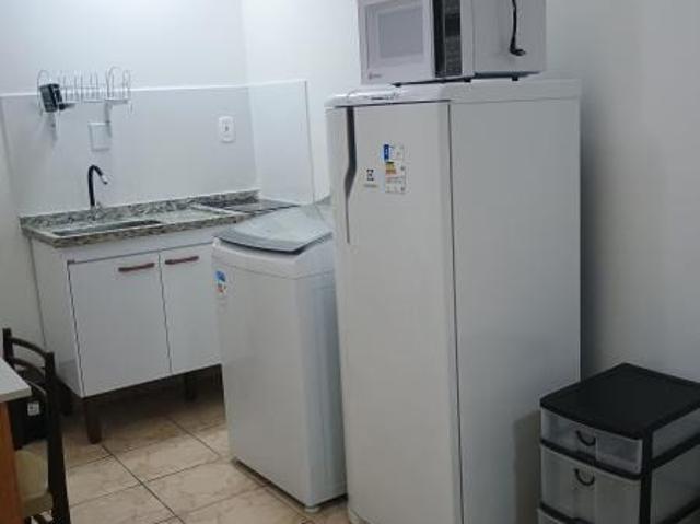 STUDIO COM MOBÍLIA
