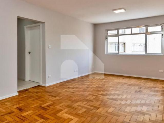 Studio com garagem na Santa Cecília