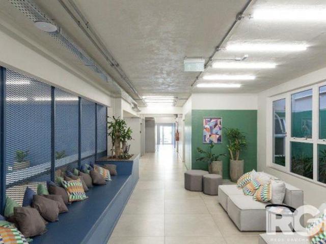 Studio com localização no Centro Histórico de Porto Alegre, uma das ruas mais ch