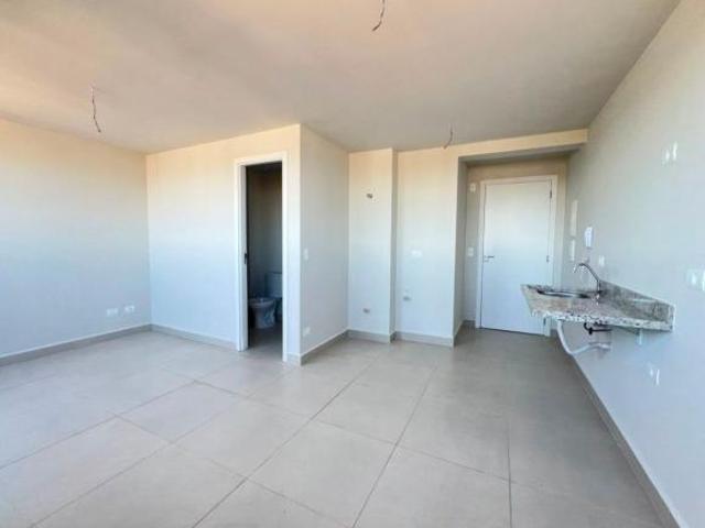 Studio com sacada à Venda no Portão | Andar Alto | Plus Portão