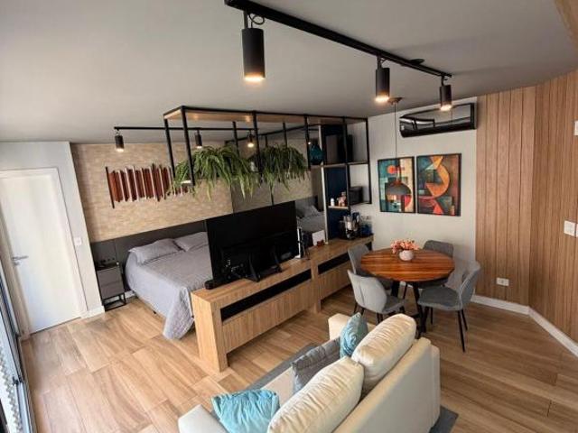 STUDIO COM VAGA | ALTO DA XV | 38M²