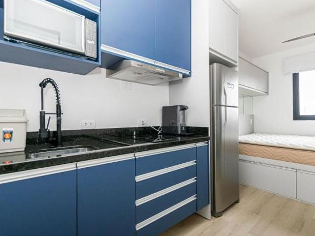 Studio com vaga de garagem no Portão