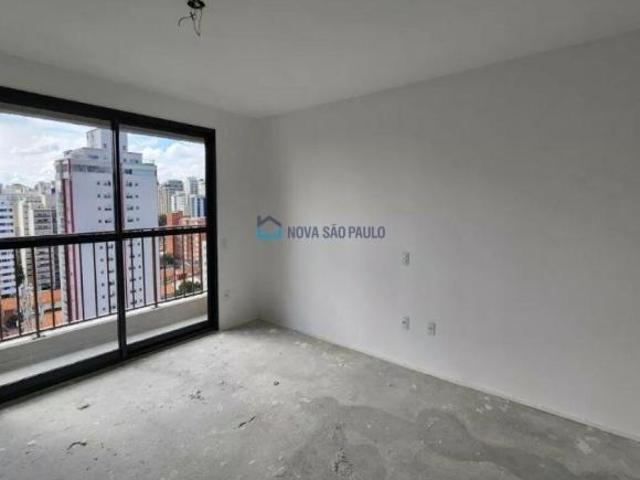 Studio com varanda na Vila Olímpia | Condomínio completo e moderno