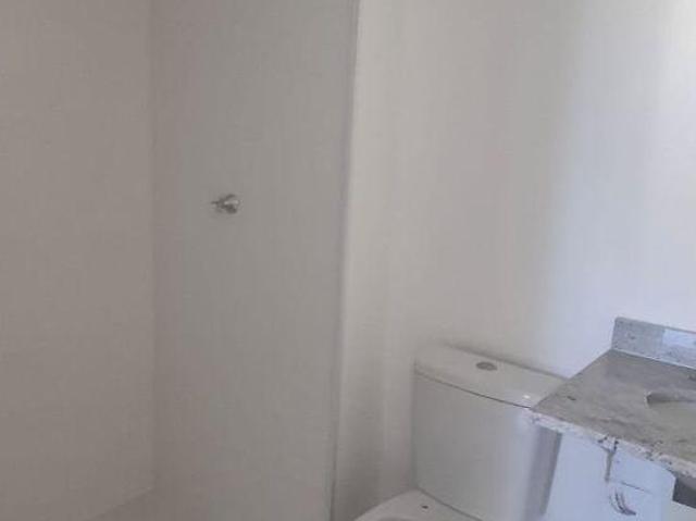 Stúdio com 1 dormitório, varanda em andar alto pronto para morar no Jardim Esplanada