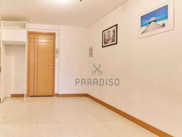 Studio com 1 dormitório à venda, 33 m² por R$ 295.000,00 Centro Curitiba/PR