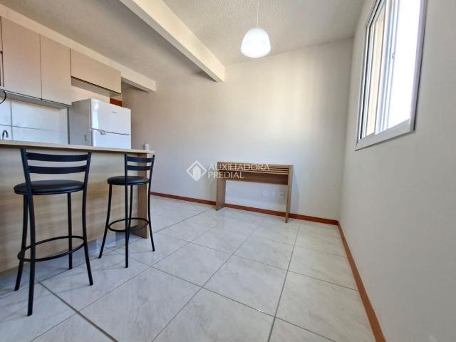 Studio com 1 quarto e 24m² para alugar em Hípica, Porto Alegre