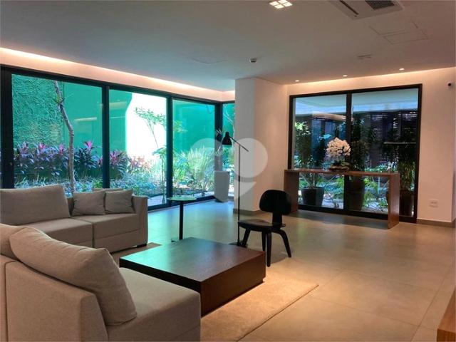 Studio com 1 quarto para alugar em Moema SP