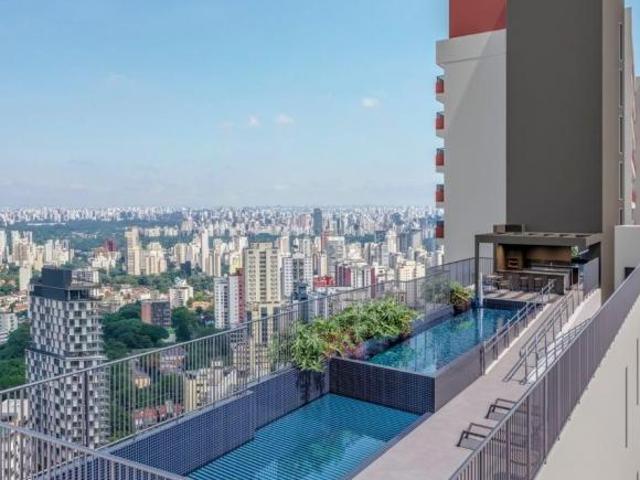 Studio com 25m², colado com o metrô Vila Madalena, apenas 20 passos