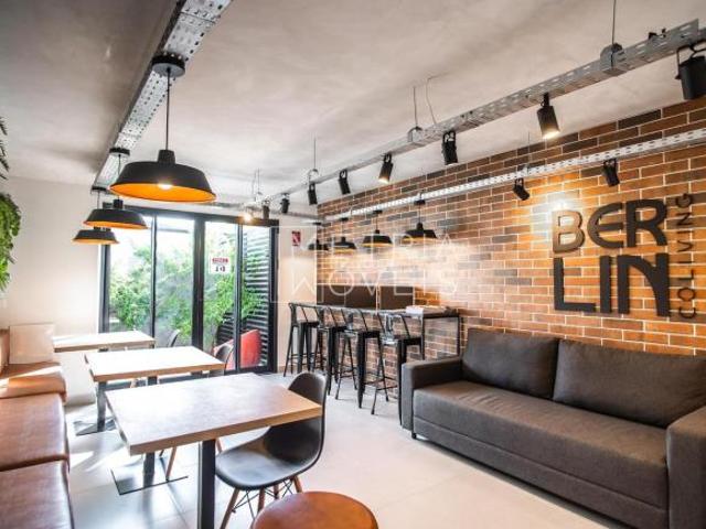 Studio com 35 m², 1 quarto à venda no bairro Água Verde