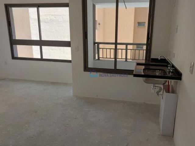 Studio com 30m², a 400 metros do metrô Saúde