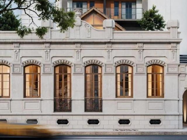 STUDIO COMPACTO NO CENTRO! QUARTO, SALA, COZINHA, ELEVADOR, PISCINA,TERRAÇO!