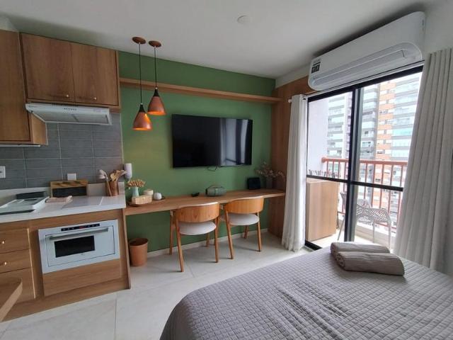 Studio Completo Metrô Brooklin