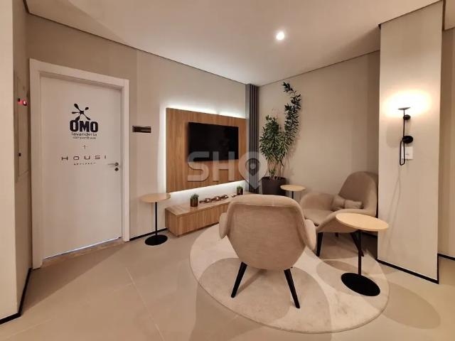 Studio completo no Living In Alto do Ipiranga a 400m do metrô, com lazer de clube e arquitetura mode