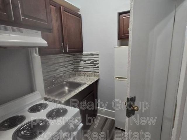 Studio Condo for Rent at 135 Ocean St, Lynn, MA 01902