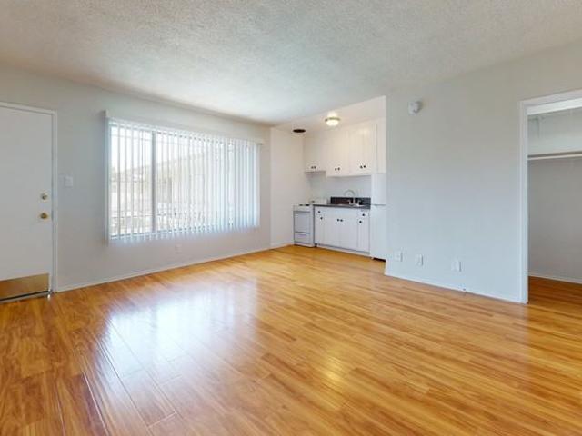 Studio Condo for Rent at 1311 Venice Blvd, Los Angeles, CA 90291 Venice