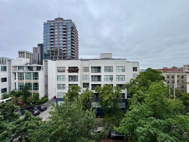 Studio Condo for Rent at 1323 Boren Ave #512, Seattle, WA 98101 First Hill